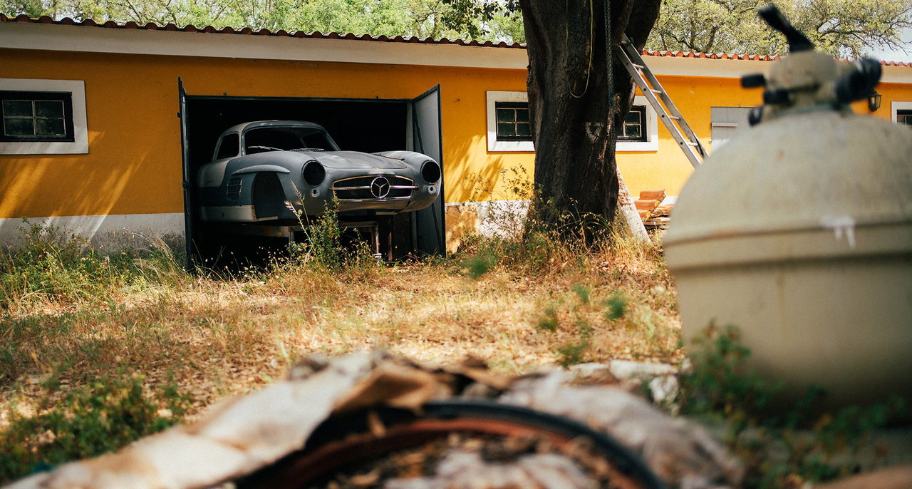 Imagine opening a barn in Portugal and seeing this! | Classic Driver ...